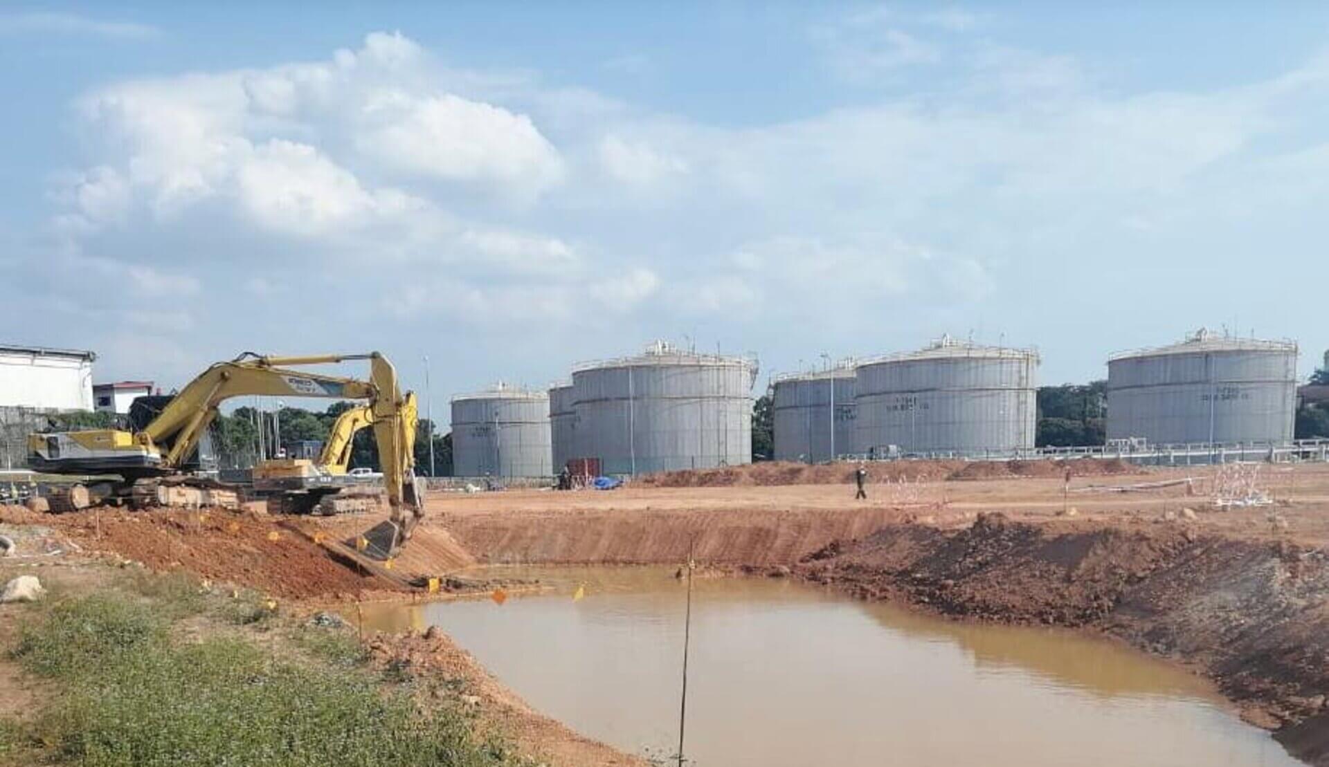 On Going EMAS Project MRCSB Melaka Rental Crane 45 Ton And Excavator EX ...